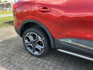 Sarkans Renault Kadjar 2015 Kauņa, ar dzinēja tilpumu 1.60 L un nobraukumu 118 tūkst. km par 5550 €, foto 16 vietnē AUTOMOTO.COM.LV