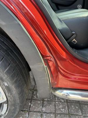 Sarkans Renault Kadjar 2015 Kauņa, ar dzinēja tilpumu 1.60 L un nobraukumu 118 tūkst. km par 5550 €, foto 17 vietnē AUTOMOTO.COM.LV