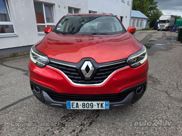 Sarkans Renault Kadjar 2016 Tallina, ar dzinēja tilpumu 1.20 L un nobraukumu 103 tūkst. km par 8900 €, foto 4 vietnē AUTOMOTO.COM.LV