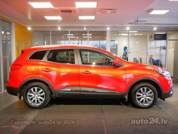 Красный Рено Kadjar 2017 в Таллин, объемом двигателя 1.20 л и пробегом 55 тыс. км за 12490 €, фото 2 на AUTOMOTO.COM.LV