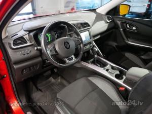 Red Renault Kadjar 2017 in Tallinn, with an engine capacity of 1.20 L and mileage of 55 thousand km for 12490 €, photo 8 on AUTOMOTO.COM.LV
