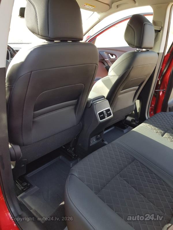 Красный Рено Kadjar 2020 в Таллин, объемом двигателя 1.30 л и пробегом 55 тыс. км за 13900 €, фото 6 на AUTOMOTO.COM.LV