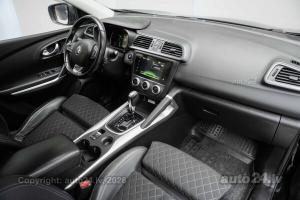 Renault Kadjar 2021 in Tallinn, with an engine capacity of 1.30 L and mileage of 49 thousand km for 18150 €, photo 9 on AUTOMOTO.COM.LV