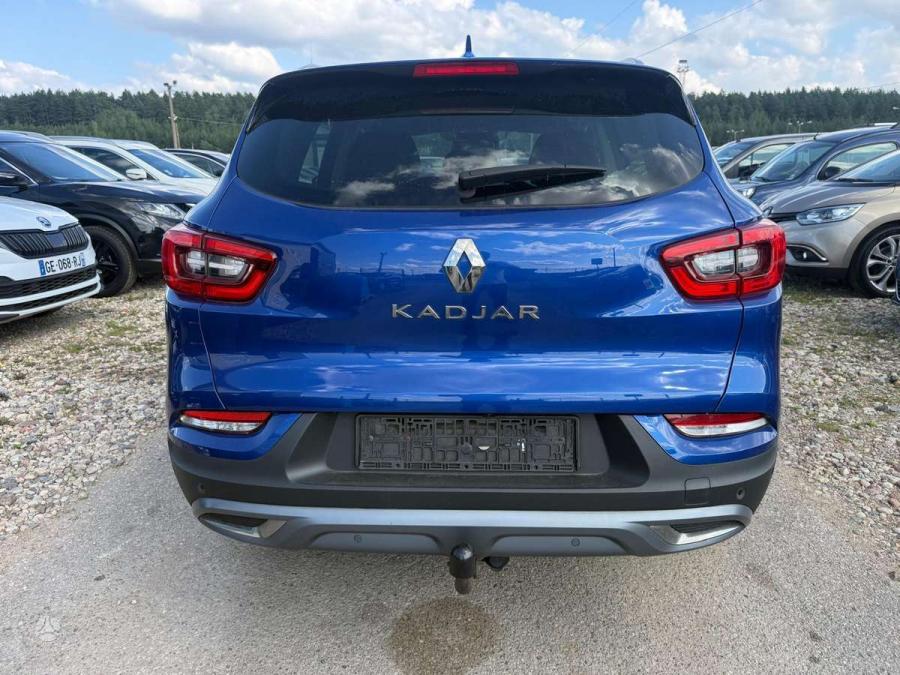Violet Renault Kadjar 2022 in Vilnius, with an engine capacity of 1.33 L and mileage of 126 thousand km for 15694 €, photo 5 on AUTOMOTO.COM.LV
