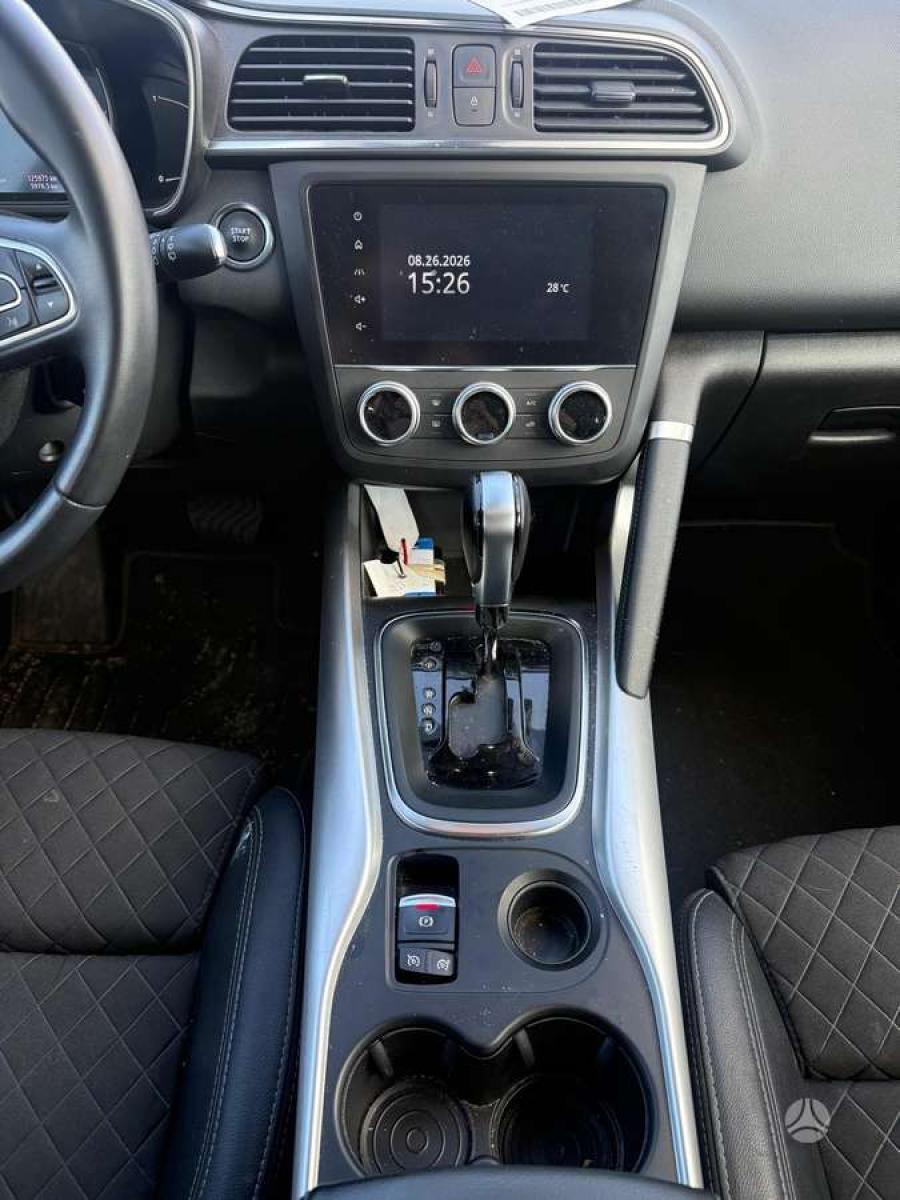 Violet Renault Kadjar 2022 in Vilnius, with an engine capacity of 1.33 L and mileage of 126 thousand km for 15694 €, photo 14 on AUTOMOTO.COM.LV