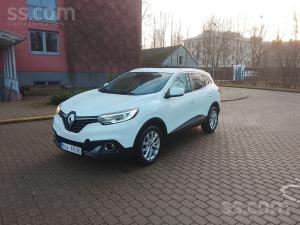 White Renault Kadjar 2015 in Riga, with an engine capacity of 1.50 L and mileage of 321 thousand km for 7700 €, photo  on AUTOMOTO.COM.LV