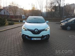 White Renault Kadjar 2015 in Riga, with an engine capacity of 1.50 L and mileage of 321 thousand km for 7700 €, photo 2 on AUTOMOTO.COM.LV