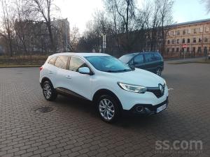 White Renault Kadjar 2015 in Riga, with an engine capacity of 1.50 L and mileage of 321 thousand km for 7700 €, photo 3 on AUTOMOTO.COM.LV