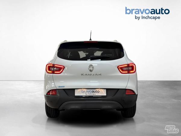 Balts Renault Kadjar 2015 Viļņa, ar dzinēja tilpumu 1.20 L un nobraukumu 121 tūkst. km par 9900 €, foto 5 vietnē AUTOMOTO.COM.LV