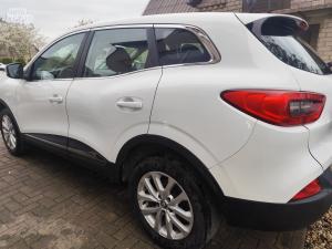 Balts Renault Kadjar 2016 Telšiai, ar dzinēja tilpumu 1.20 L un nobraukumu 209 tūkst. km par 6500 €, foto 9 vietnē AUTOMOTO.COM.LV