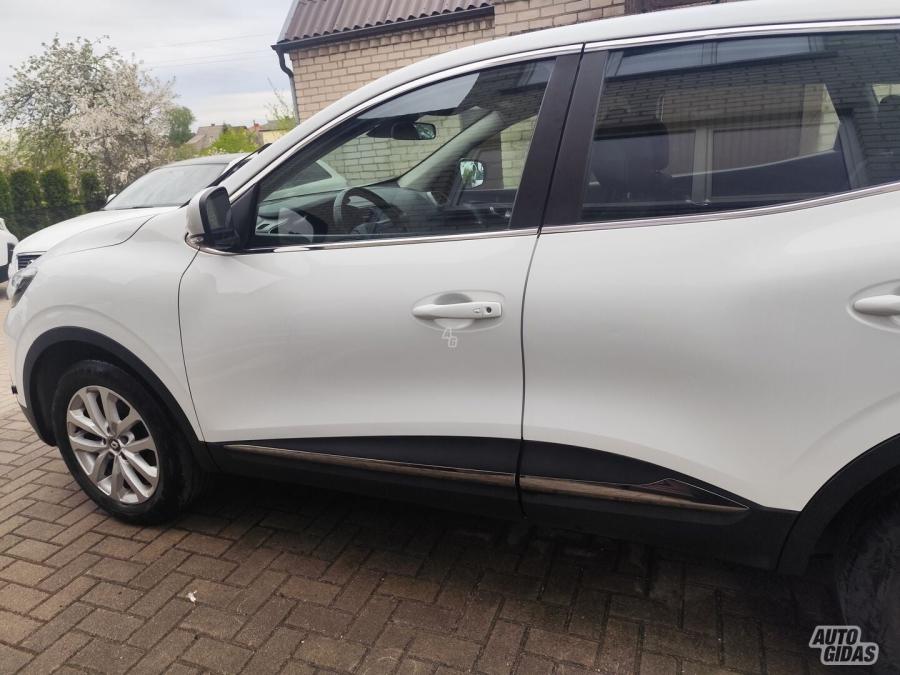 Balts Renault Kadjar 2016 Telšiai, ar dzinēja tilpumu 1.20 L un nobraukumu 209 tūkst. km par 6500 €, foto 10 vietnē AUTOMOTO.COM.LV