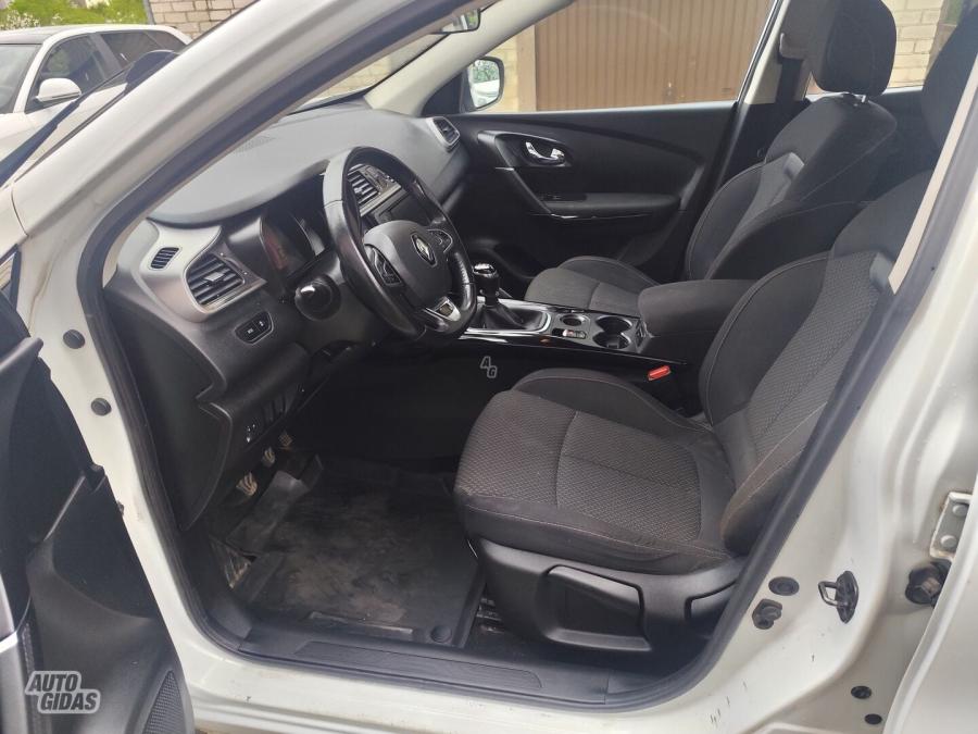 Balts Renault Kadjar 2016 Telšiai, ar dzinēja tilpumu 1.20 L un nobraukumu 209 tūkst. km par 6500 €, foto 14 vietnē AUTOMOTO.COM.LV