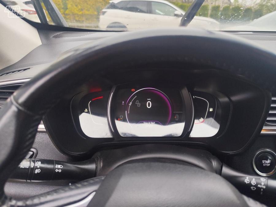 Balts Renault Kadjar 2016 Telšiai, ar dzinēja tilpumu 1.20 L un nobraukumu 209 tūkst. km par 6500 €, foto 24 vietnē AUTOMOTO.COM.LV