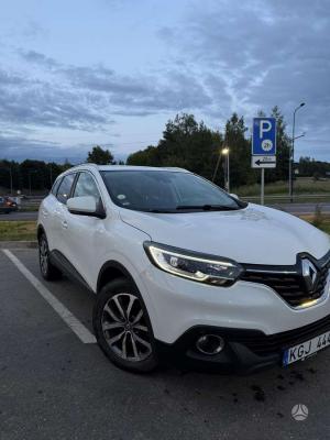 White Renault Kadjar 2016 in Vilnius, with an engine capacity of 1.46 L and mileage of 252 thousand km for 10500 €, photo 4 on AUTOMOTO.COM.LV