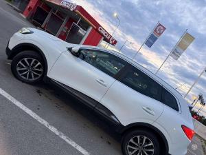 White Renault Kadjar 2016 in Vilnius, with an engine capacity of 1.46 L and mileage of 252 thousand km for 10500 €, photo 7 on AUTOMOTO.COM.LV