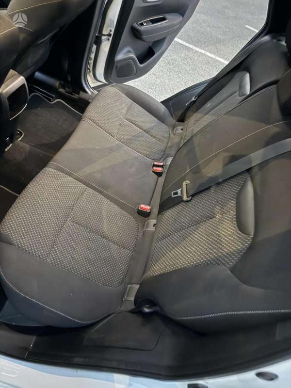 Белый Рено Kadjar 2016 в Вильнюс, объемом двигателя 1.46 л и пробегом 252 тыс. км за 10500 €, фото 10 на AUTOMOTO.COM.LV