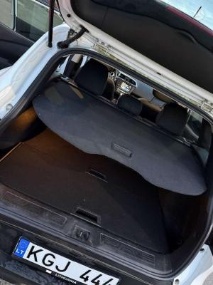 White Renault Kadjar 2016 in Vilnius, with an engine capacity of 1.46 L and mileage of 252 thousand km for 10500 €, photo 12 on AUTOMOTO.COM.LV