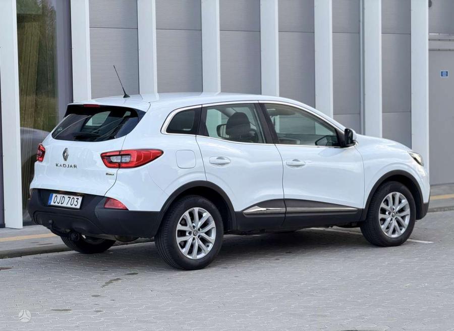 Balts Renault Kadjar 2016 Viļņa, ar dzinēja tilpumu 1.46 L un nobraukumu 276 tūkst. km par 6600 €, foto 3 vietnē AUTOMOTO.COM.LV