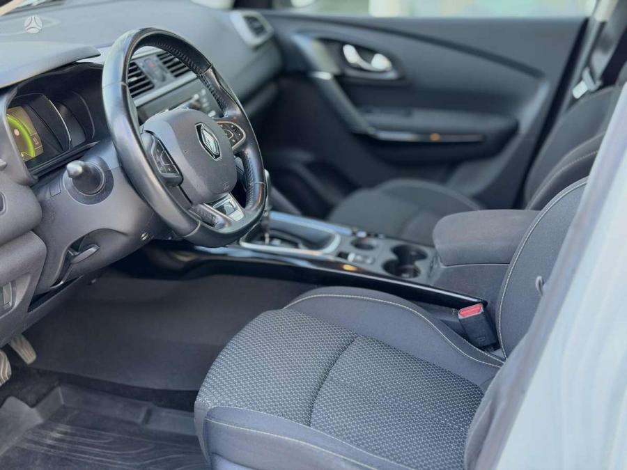 Balts Renault Kadjar 2016 Viļņa, ar dzinēja tilpumu 1.46 L un nobraukumu 276 tūkst. km par 6600 €, foto 8 vietnē AUTOMOTO.COM.LV