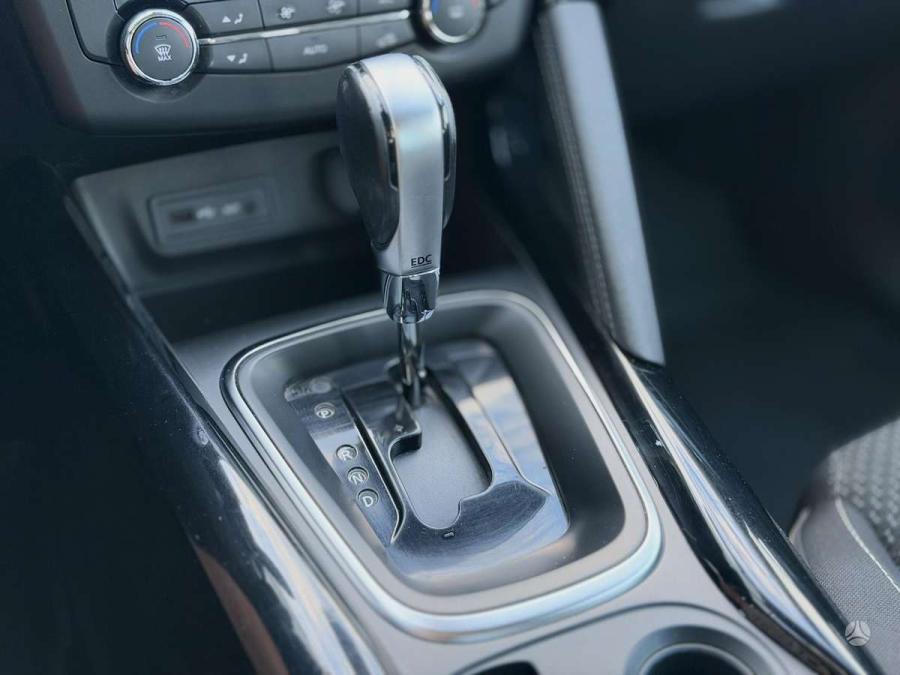 Balts Renault Kadjar 2016 Viļņa, ar dzinēja tilpumu 1.46 L un nobraukumu 276 tūkst. km par 6600 €, foto 16 vietnē AUTOMOTO.COM.LV