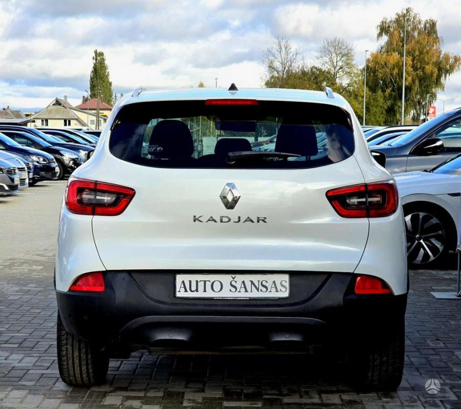 White Renault Kadjar 2016 in Taurage, with an engine capacity of 1.20 L and mileage of 172 thousand km for 6200 €, photo 10 on AUTOMOTO.COM.LV