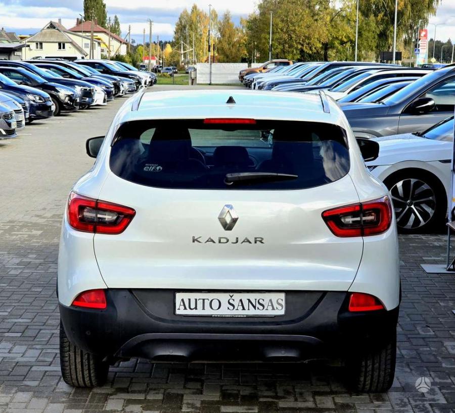 White Renault Kadjar 2016 in Taurage, with an engine capacity of 1.20 L and mileage of 172 thousand km for 6200 €, photo 11 on AUTOMOTO.COM.LV