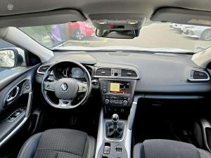 White Renault Kadjar 2016 in Taurage, with an engine capacity of 1.20 L and mileage of 172 thousand km for 6200 €, photo 15 on AUTOMOTO.COM.LV