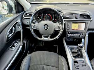 White Renault Kadjar 2016 in Taurage, with an engine capacity of 1.20 L and mileage of 172 thousand km for 6200 €, photo 16 on AUTOMOTO.COM.LV