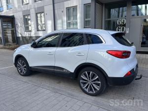 Balts Renault Kadjar 2017 Rīga, ar dzinēja tilpumu 1.50 L un nobraukumu 154 tūkst. km par 13500 €, foto 7 vietnē AUTOMOTO.COM.LV