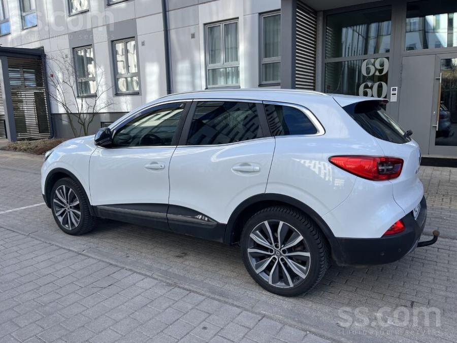 Balts Renault Kadjar 2017 Rīga, ar dzinēja tilpumu 1.50 L un nobraukumu 154 tūkst. km par 13500 €, foto 7 vietnē AUTOMOTO.COM.LV