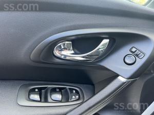 Balts Renault Kadjar 2017 Rīga, ar dzinēja tilpumu 1.50 L un nobraukumu 154 tūkst. km par 13500 €, foto 23 vietnē AUTOMOTO.COM.LV