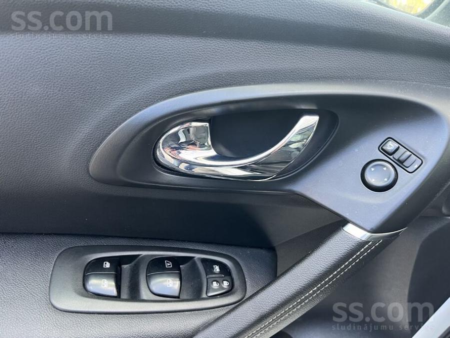 Balts Renault Kadjar 2017 Rīga, ar dzinēja tilpumu 1.50 L un nobraukumu 154 tūkst. km par 13500 €, foto 23 vietnē AUTOMOTO.COM.LV
