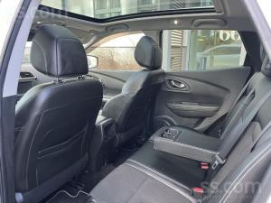 Balts Renault Kadjar 2017 Rīga, ar dzinēja tilpumu 1.50 L un nobraukumu 154 tūkst. km par 13500 €, foto 24 vietnē AUTOMOTO.COM.LV