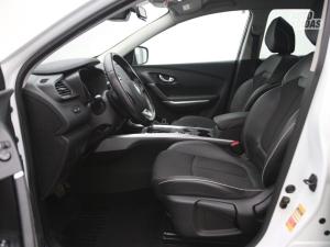 White Renault Kadjar 2017 in Vilnius, with an engine capacity of 1.50 L and mileage of 199 thousand km for 11399 €, photo 4 on AUTOMOTO.COM.LV