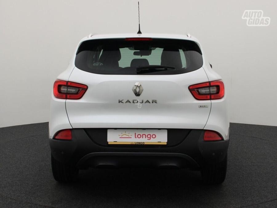 White Renault Kadjar 2017 in Vilnius, with an engine capacity of 1.50 L and mileage of 199 thousand km for 11399 €, photo 5 on AUTOMOTO.COM.LV