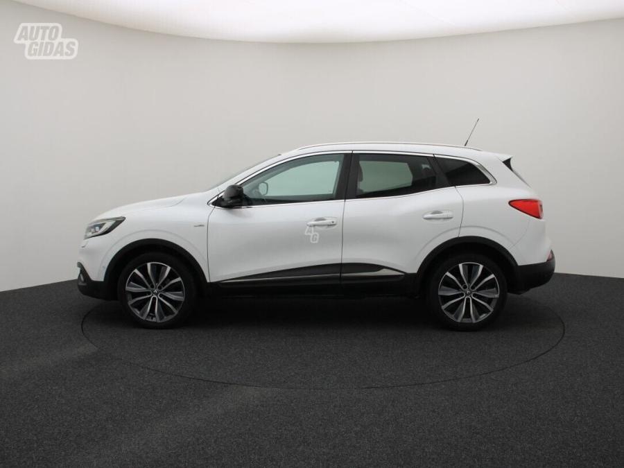 White Renault Kadjar 2017 in Vilnius, with an engine capacity of 1.50 L and mileage of 199 thousand km for 11399 €, photo 6 on AUTOMOTO.COM.LV
