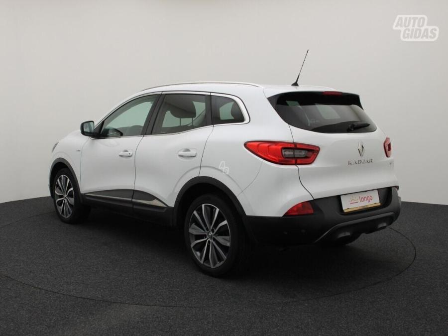 White Renault Kadjar 2017 in Vilnius, with an engine capacity of 1.50 L and mileage of 199 thousand km for 11399 €, photo 7 on AUTOMOTO.COM.LV