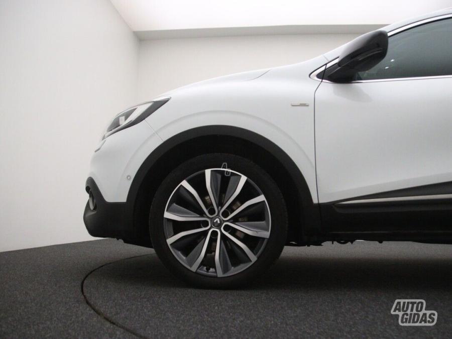 White Renault Kadjar 2017 in Vilnius, with an engine capacity of 1.50 L and mileage of 199 thousand km for 11399 €, photo 28 on AUTOMOTO.COM.LV