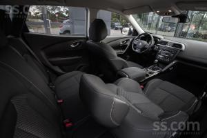 Balts Renault Kadjar 2017 Jelgava, ar dzinēja tilpumu 1.20 L un nobraukumu 0 tūkst. km par 10999 €, foto 13 vietnē AUTOMOTO.COM.LV