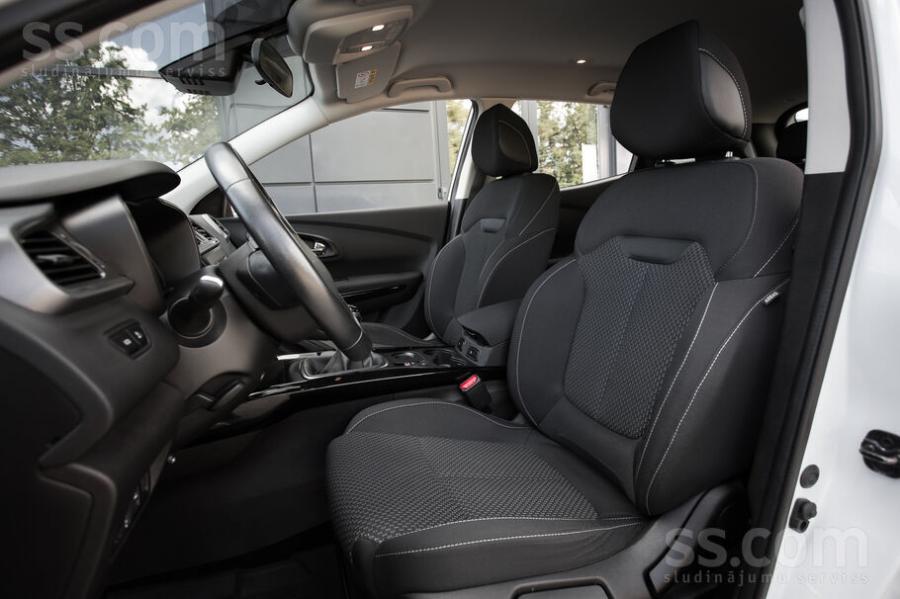 Balts Renault Kadjar 2017 Jelgava, ar dzinēja tilpumu 1.20 L un nobraukumu 0 tūkst. km par 10999 €, foto 17 vietnē AUTOMOTO.COM.LV