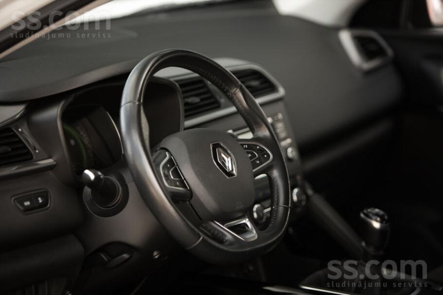 Balts Renault Kadjar 2017 Jelgava, ar dzinēja tilpumu 1.20 L un nobraukumu 0 tūkst. km par 10999 €, foto 18 vietnē AUTOMOTO.COM.LV