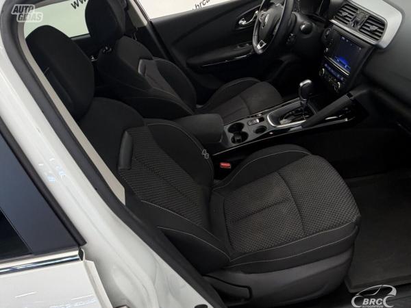 Белый Рено Kadjar 2018 в Авиженяй, объемом двигателя 1.20 л и пробегом 101 тыс. км за 11500 €, фото 5 на AUTOMOTO.COM.LV