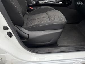 White Renault Kadjar 2018 in Avizieniai, with an engine capacity of 1.20 L and mileage of 101 thousand km for 11500 €, photo 7 on AUTOMOTO.COM.LV