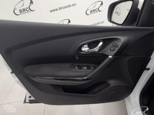 White Renault Kadjar 2018 in Avizieniai, with an engine capacity of 1.20 L and mileage of 101 thousand km for 11500 €, photo 19 on AUTOMOTO.COM.LV