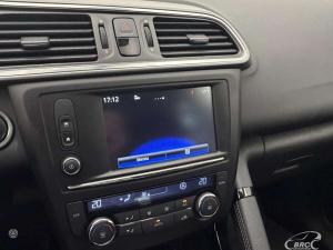White Renault Kadjar 2018 in Vilnius, with an engine capacity of 1.20 L and mileage of 101 thousand km for 10900 €, photo 32 on AUTOMOTO.COM.LV