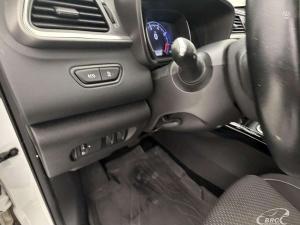 Balts Renault Kadjar 2018 Viļņa, ar dzinēja tilpumu 1.20 L un nobraukumu 101 tūkst. km par 9900 €, foto 25 vietnē AUTOMOTO.COM.LV