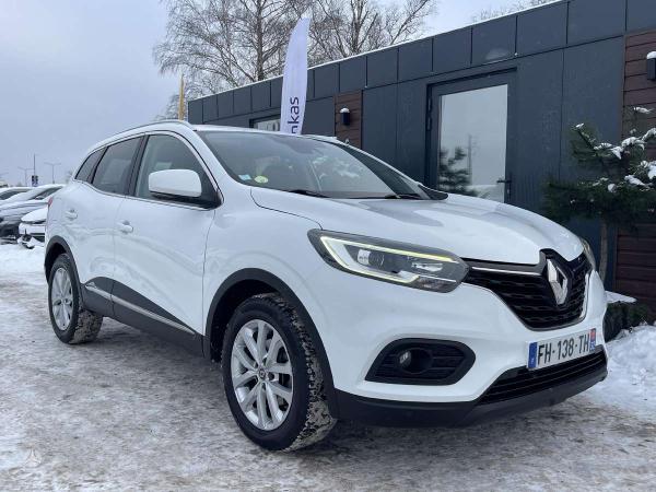 White Renault Kadjar 2019 in Taurage, with an engine capacity of 1.46 L and mileage of 210 thousand km for 10300 €, photo 3 on AUTOMOTO.COM.LV