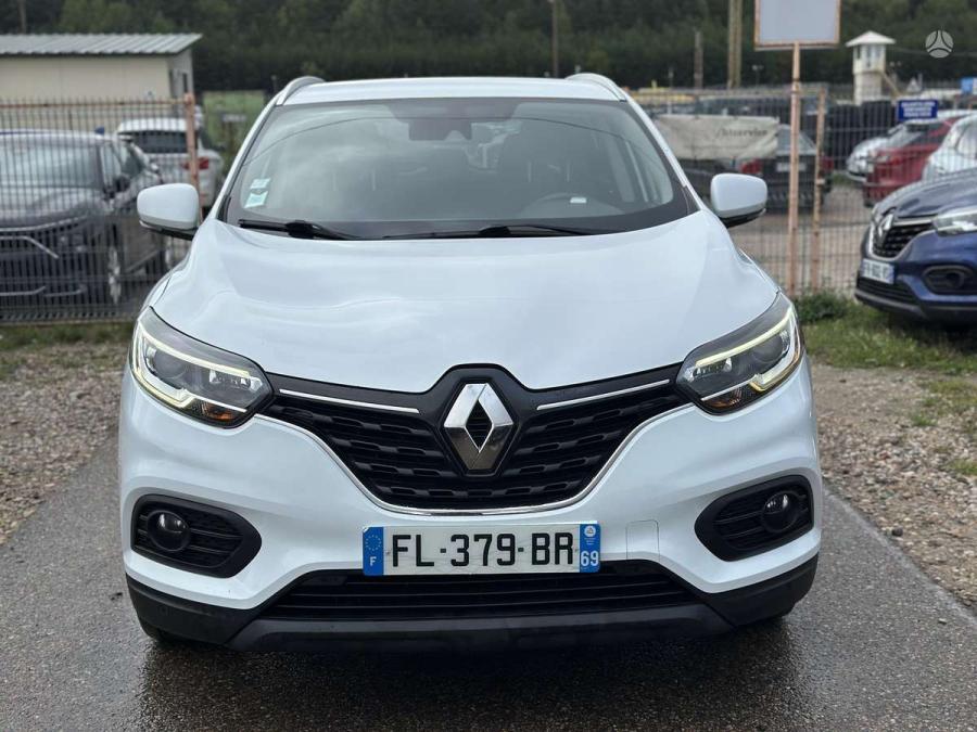 White Renault Kadjar 2019 in Vilnius, with an engine capacity of 1.46 L and mileage of 188 thousand km for 10889 €, photo 3 on AUTOMOTO.COM.LV