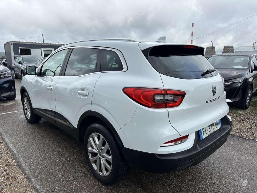 White Renault Kadjar 2019 in Vilnius, with an engine capacity of 1.46 L and mileage of 188 thousand km for 10889 €, photo 5 on AUTOMOTO.COM.LV