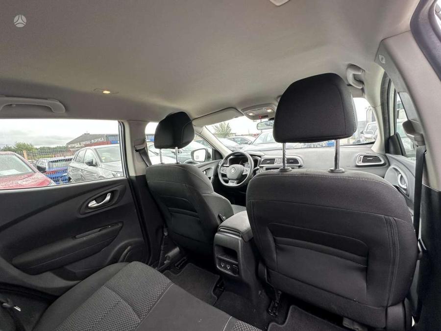 White Renault Kadjar 2019 in Vilnius, with an engine capacity of 1.46 L and mileage of 188 thousand km for 10889 €, photo 15 on AUTOMOTO.COM.LV